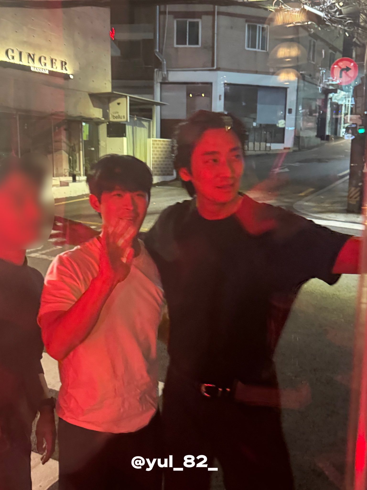 중증외상) 아 잠깐만 주지훈, 정재광 둘이 또 만났다고? 이거 진짜 즌2 시그널이라고 믿어도 되는거임? - 인스티즈(instiz) 드영배 카테고리