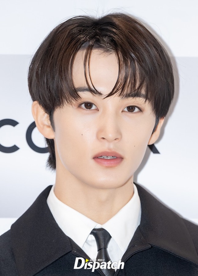 251124 마크 코스알엑스 팝업스토어 기사사진 - 인스티즈(instiz) 연예 카테고리