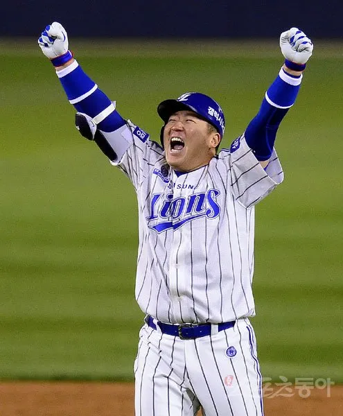 왕조 4번 타자 - 인스티즈(instiz) 야구 카테고리