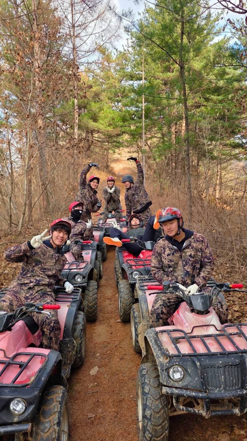 얘네 단체로 이거 타러갔넹 - 인스티즈(instiz) SSG 카테고리