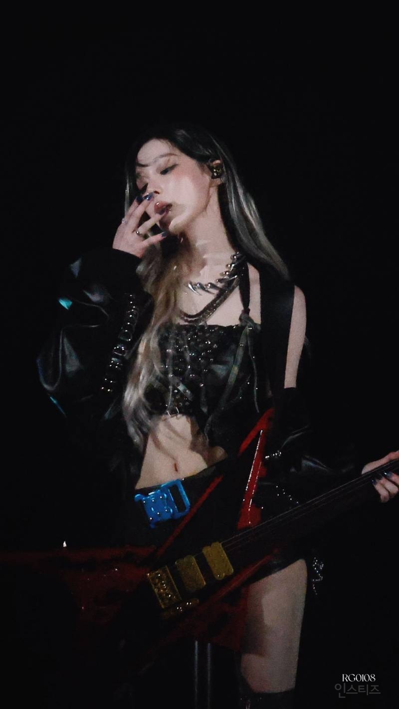 251129 홍콩 MAMA 에스파 카리나 윈터 사진들 - 인스티즈(instiz) 이슈 카테고리