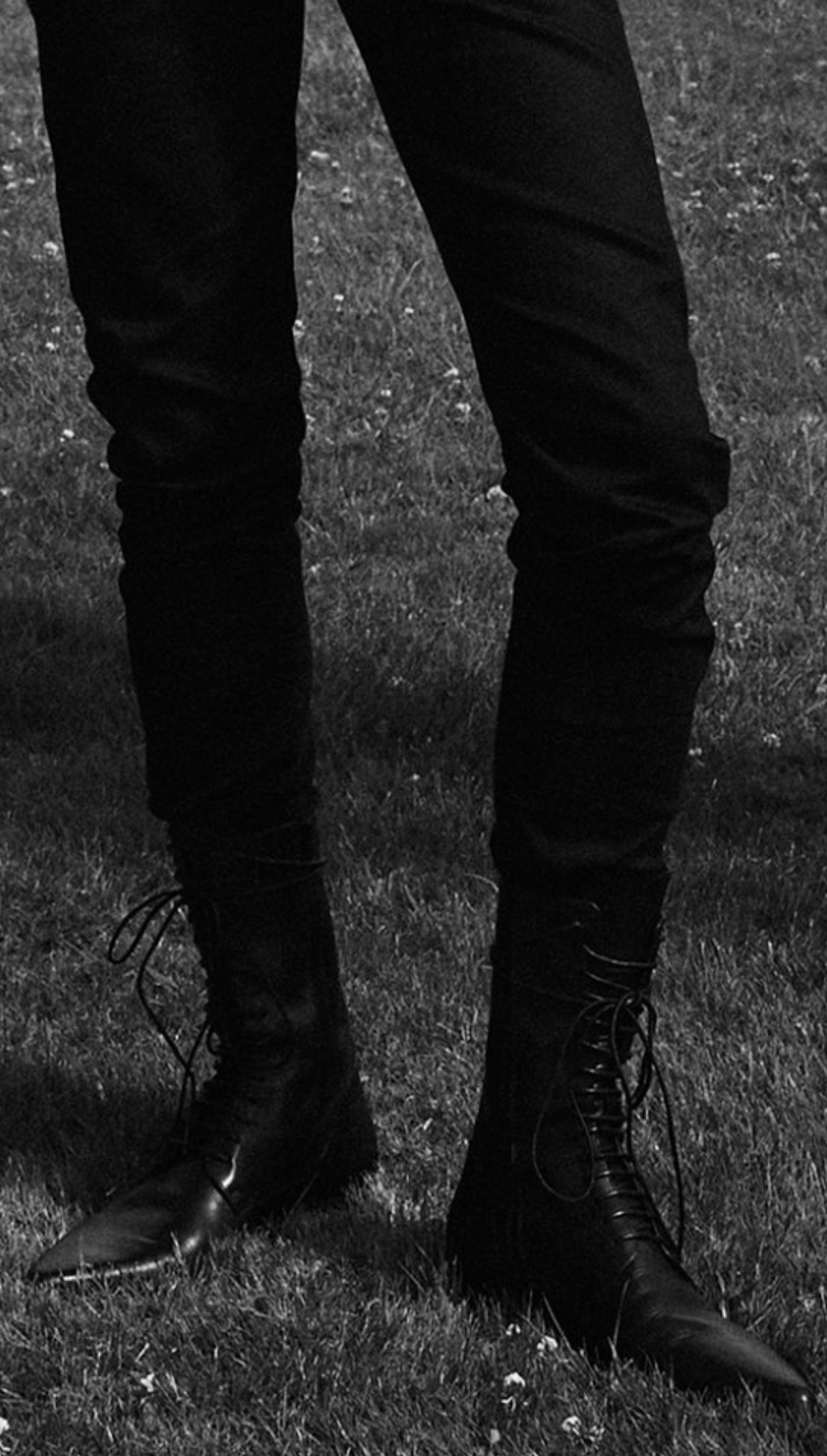 성찬..왜 나를 발만보게 만드는 변태로 만든것이야 - 인스티즈(instiz) 연예 카테고리