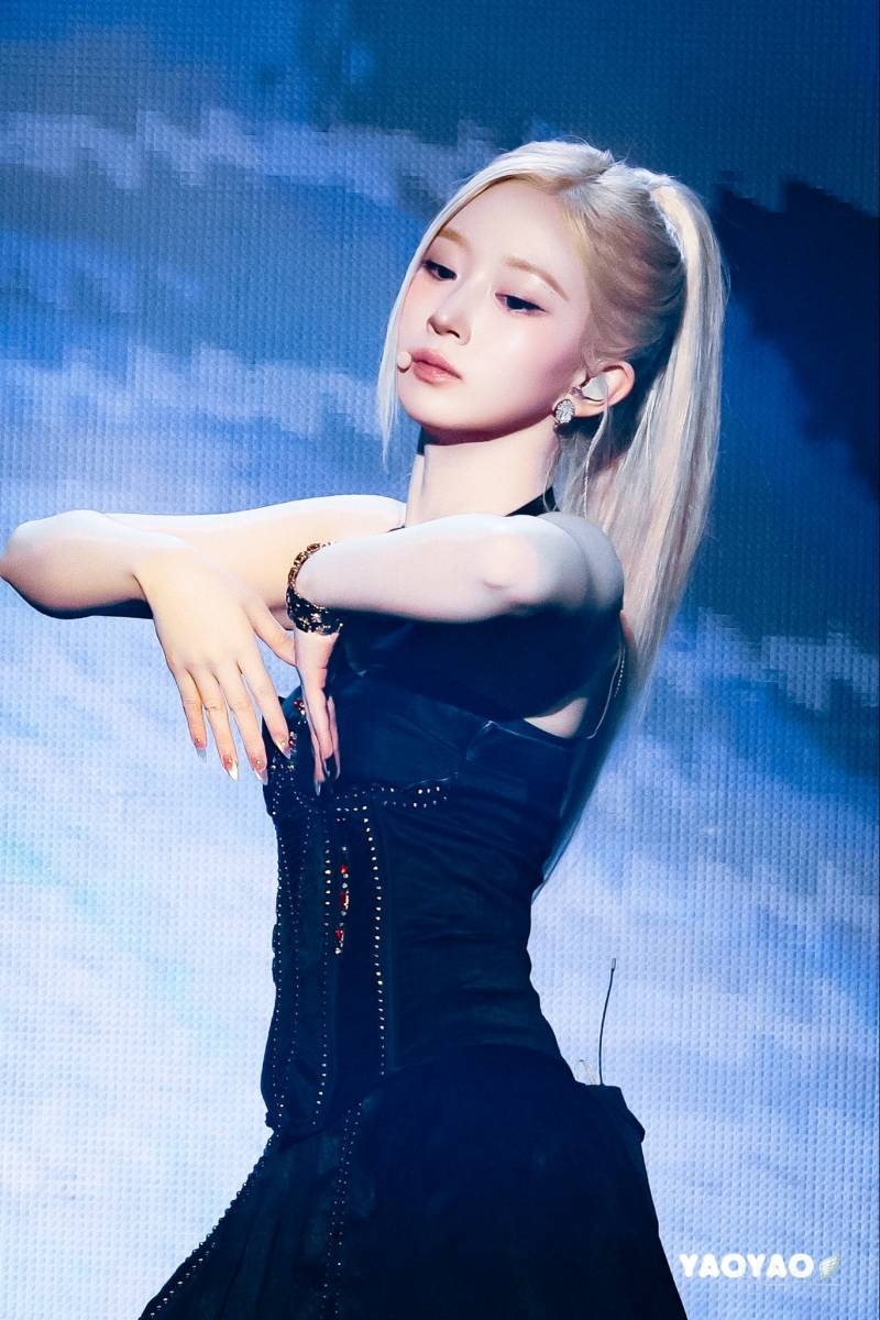 막콘에서 백금발 포니테일로 반응터진 엔믹스 해원 - 인스티즈(instiz) 이슈 카테고리