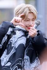 [잡담] 용복이 못본다고 삶이 이렇게까지 재미 없어진다니 - 인스티즈(instiz) (K)POP/예능 카테고리