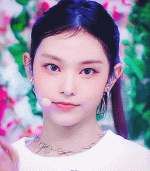 [잡담] 해린 데뷔하고 메이크업 제일 좋았던 날 세번 - 인스티즈(instiz) 연예 카테고리