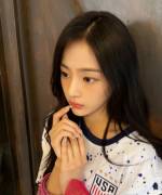 [잡담] 민지 왜 내가 초딩때 입었을법한 물감 튄 옷 입고 이렇게 청순하냐 - 인스티즈(instiz) 연예 카테고리