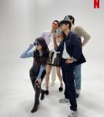 [정보/소식] 무디바 넷플 자컨 스틸 - 인스티즈(instiz) 드영배 카테고리