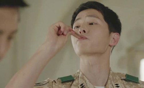 '올해' 드라마 몰입도를 방해한 최고의 PPL은? - 인스티즈(instiz) 이슈 카테고리