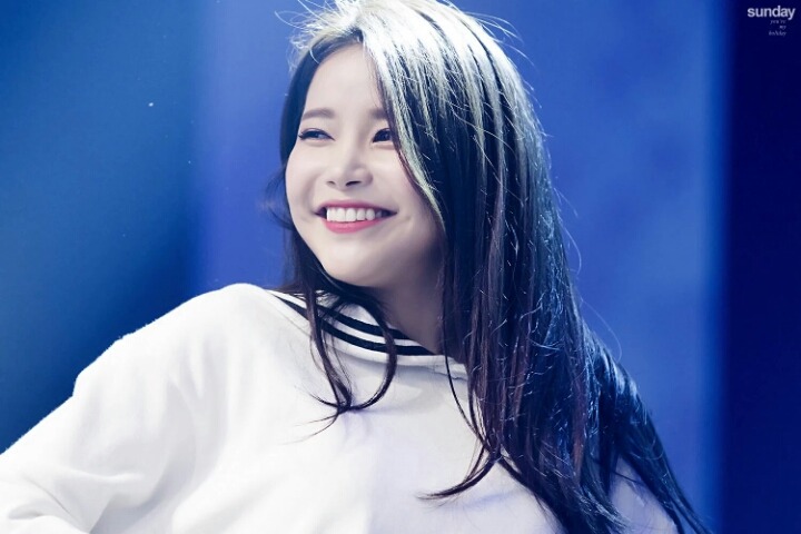 팬들이 만들어준 인이어 - 인스티즈(instiz) 이슈 카테고리