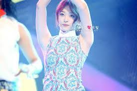 설리 겨드랑이 움짤.JPGIF (feat.농심) - 인스티즈(instiz) 인티포털 카테고리