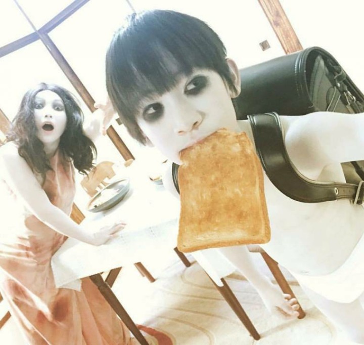 엄마와 아들의 ㄷㄷㄷ한 컨셉사진 인스티즈 Instiz 인티포털 카테고리