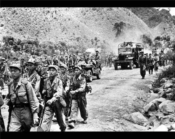 DMZ 넘어간 6명의 미 탈영병들 / 이야기 N.A.R.A/울프독의 War History - 인스티즈(instiz) 이슈 카테고리