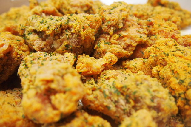 BHC 뿌링클 VS 네네 스노윙 - 인스티즈(instiz) 인티포털 카테고리