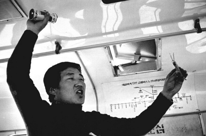 1970~80년대의 옛날 버스안 풍경과 버스 안내양 - 인스티즈(instiz) 이슈 카테고리