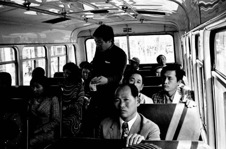 1970~80년대의 옛날 버스안 풍경과 버스 안내양 - 인스티즈(instiz) 인티영상 (종료) 카테고리