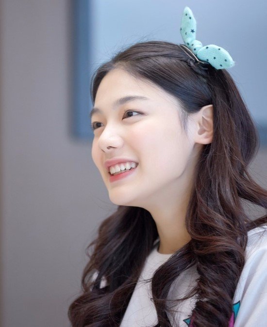 에이프릴 진솔의 뒤를 잇는 보니하니 새 여자 MC - 인스티즈(instiz) 이슈 카테고리