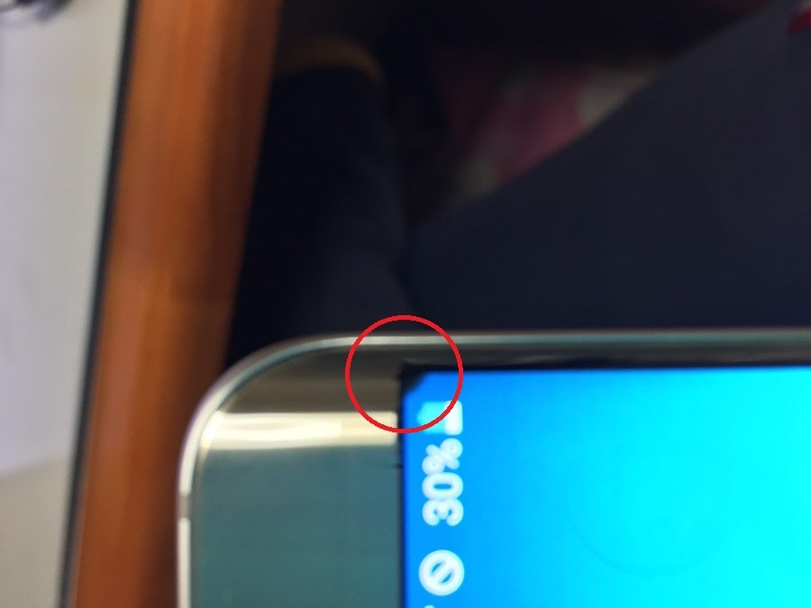 갤럭시S7 엣지 사용자들, 디스플레이에 핑크색 선 생기는 문제 제기 - 인스티즈(instiz) 이슈 카테고리
