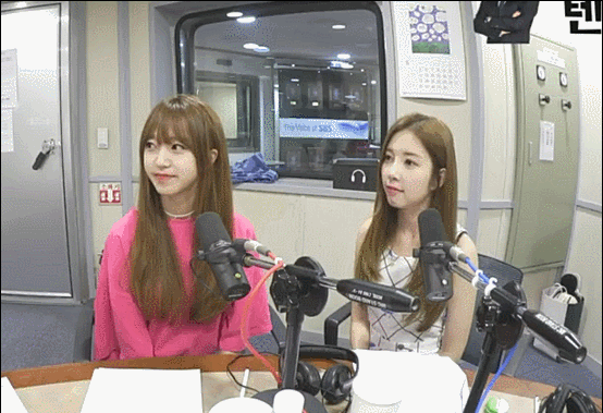 SBS 라디오에 출연한 CIVA 김소희 윤채경 - 인스티즈(instiz) 이슈 카테고리