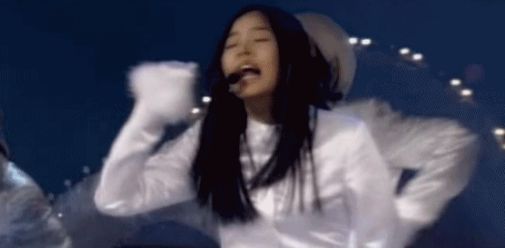 코요태 신지 18살때.gif - 인스티즈(instiz) 이슈 카테고리