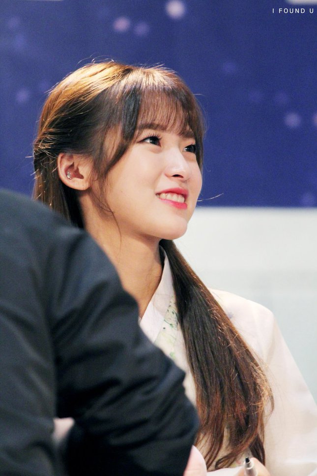 한복이 잘어울리는 오마이걸 아린 - 인스티즈(instiz) 이슈 카테고리