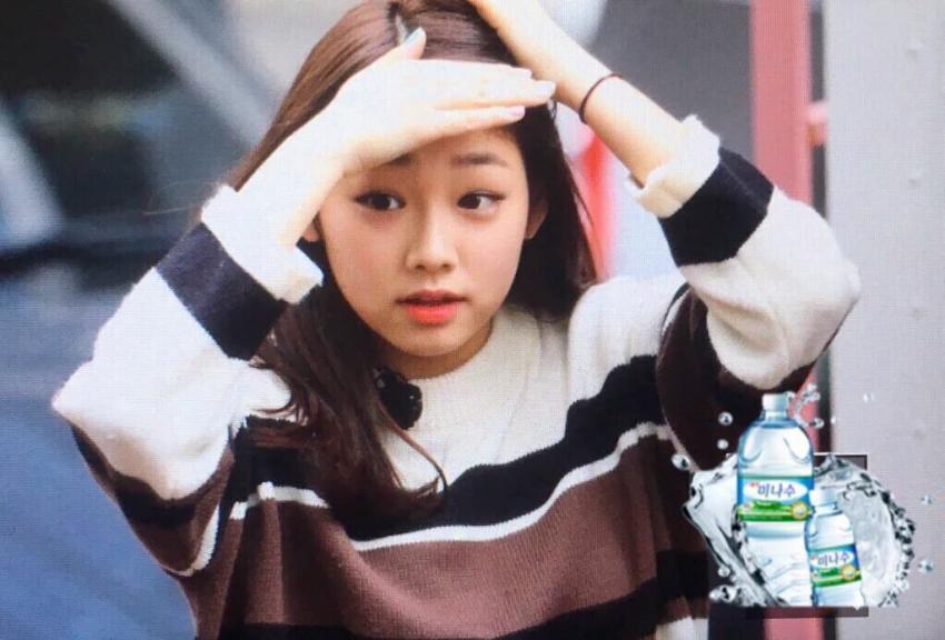 오늘자 강미나.......... (IOI) - 인스티즈(instiz) 이슈 카테고리