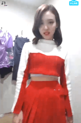 오늘자 나연이 v앱 움짤 - 인스티즈(instiz) 이슈 카테고리