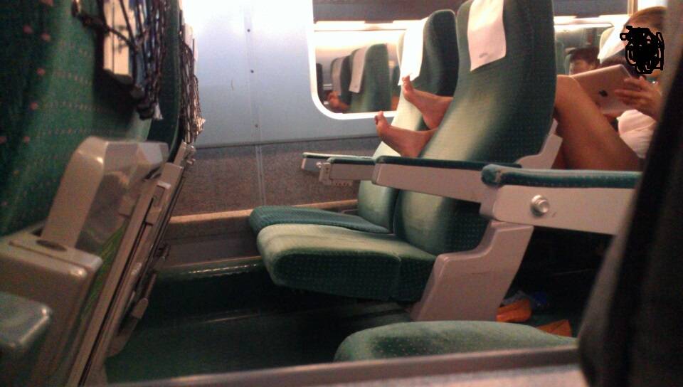 KTX 민폐녀 - 인스티즈(instiz) 인티포털 카테고리