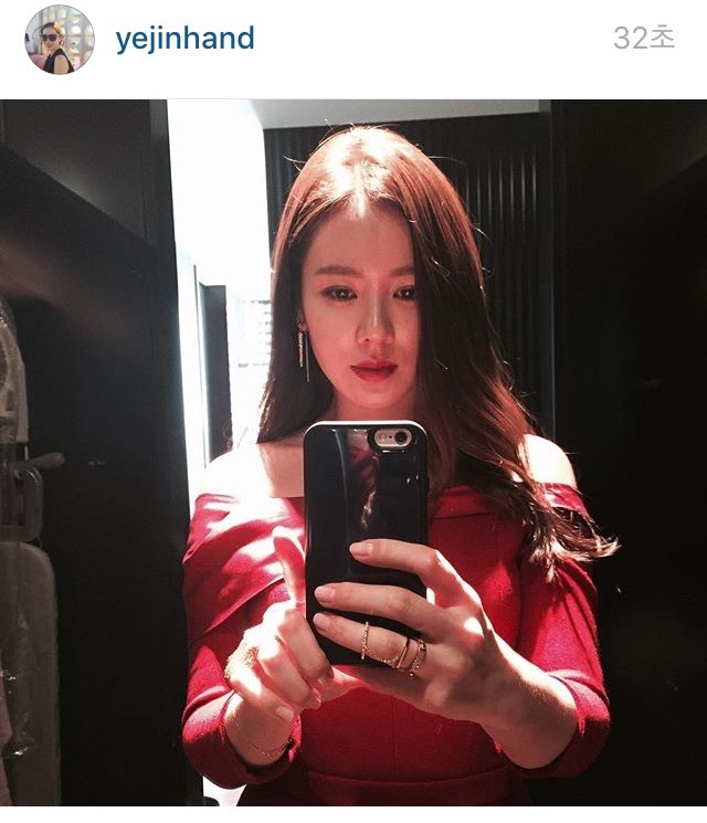 오늘자 손예진 - 인스티즈(instiz) 이슈 카테고리