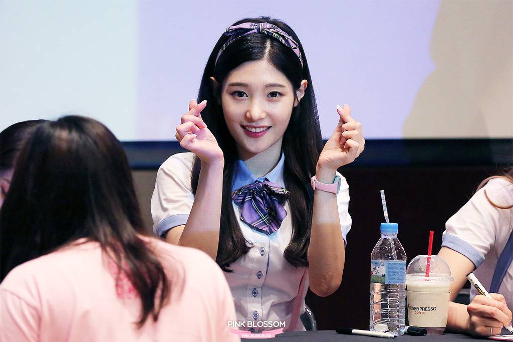 어제자 iOi 정채연 - 인스티즈(instiz) 이슈 카테고리