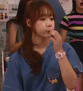 오늘자 V앱 랜선타임 유정이 움짤 3 (ioi) - 인스티즈(instiz) 이슈 카테고리