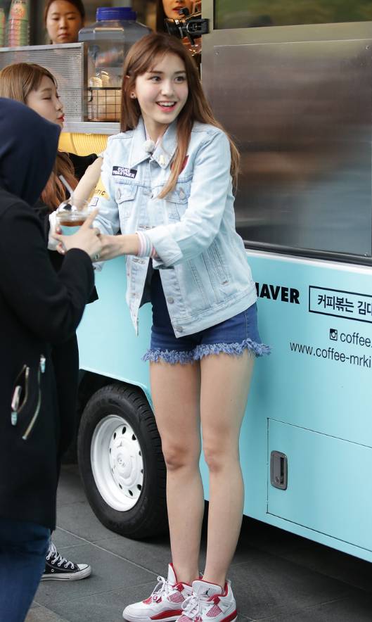 이쁠땐 오지게 이쁜 ioi 전소미 - 인스티즈(instiz) 이슈 카테고리