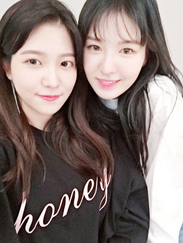 현지시간 새벽 3시에 인스타 라이브한 레드벨벳 - 인스티즈(instiz) 이슈 카테고리