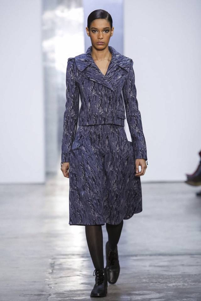 2017 F/W Carolina Herrera 컬렉션 (배윤영) - 인스티즈(instiz) 이슈 카테고리