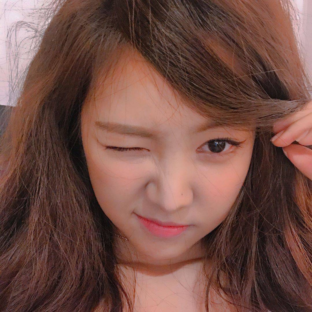 오늘자 에이핑크 손나은 인스타 - 인스티즈(instiz) 이슈 카테고리