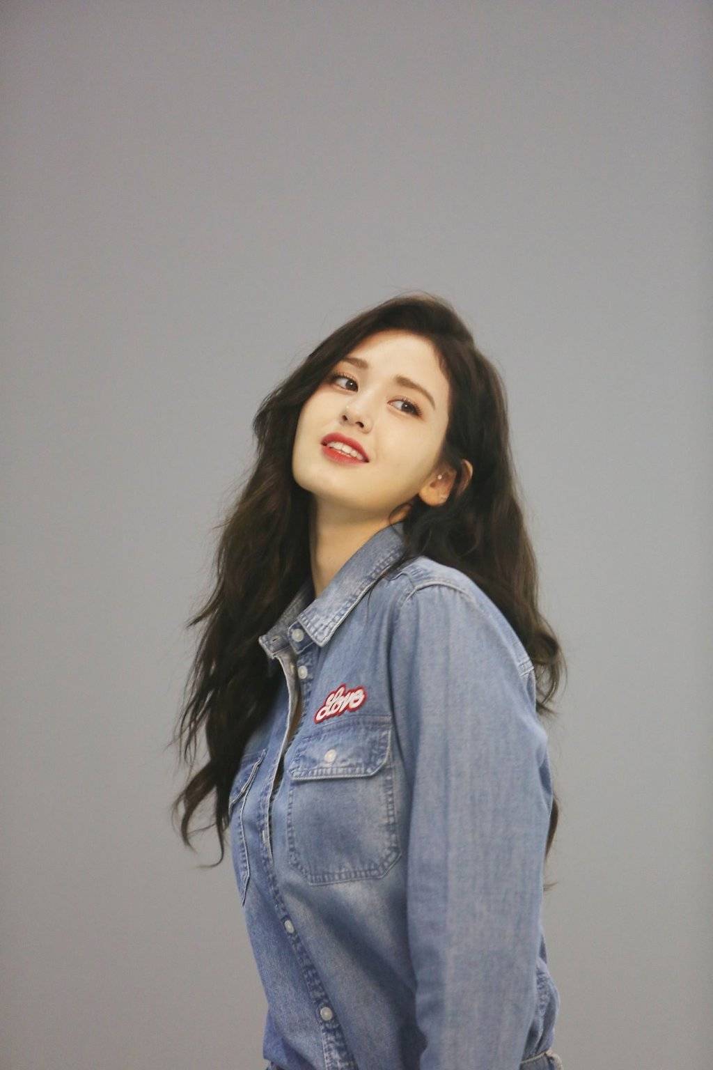 전소미 청바지 광고촬영현장.jpggif - 인스티즈(instiz) 이슈 카테고리