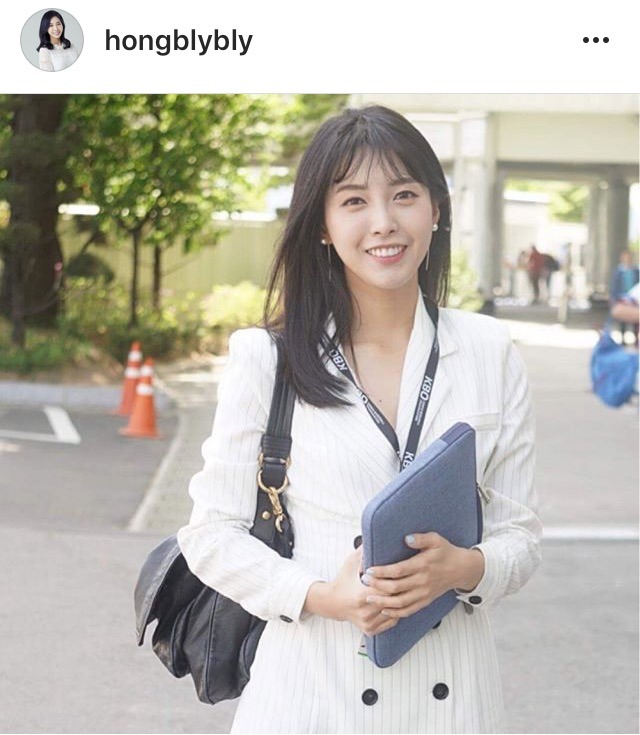 대학생 같이 입은 홍재경 - 인스티즈(instiz) 이슈 카테고리