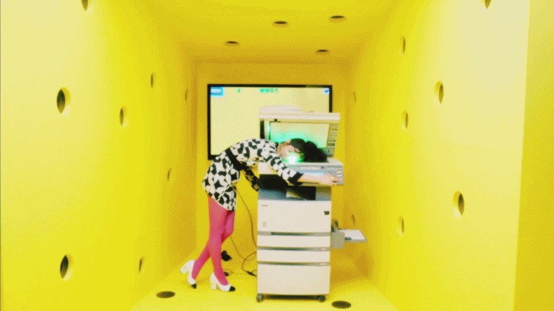 자기애 넘치는 흔한 여자 걸그룹 멤버.gif - 인스티즈(instiz) 이슈 카테고리