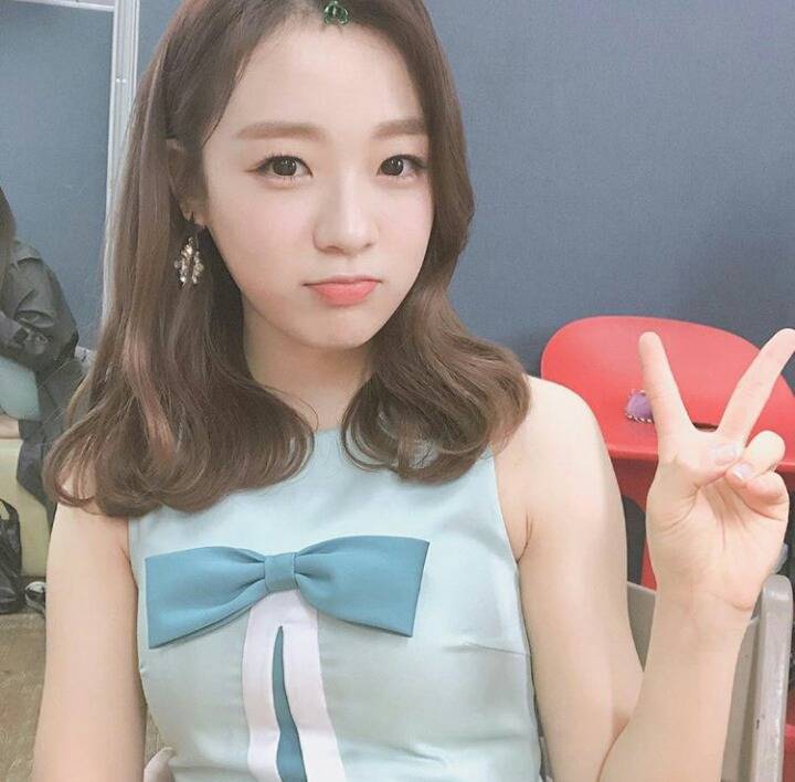 오늘자 에이프릴 진솔 인스타 업뎃 - 인스티즈(instiz) 이슈 카테고리