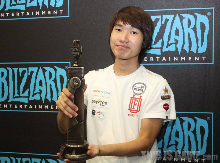 [스타2] WCS 글로벌 파이널 결승전 - 역대 최고의 저그 VS 역대 최고의 사파 프로토스 대결 - 인스티즈(instiz) 이슈 카테고리