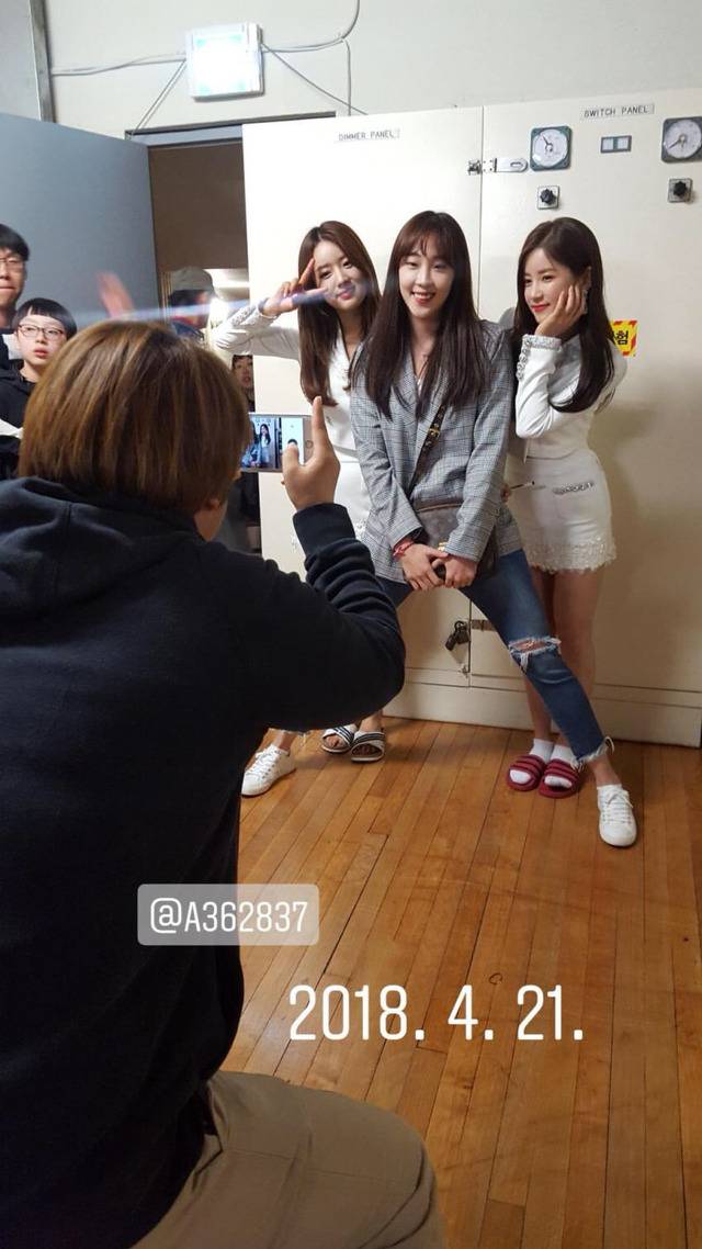 박초롱 윤보미 키 175센치설.jpg - 인스티즈(instiz) 이슈 카테고리