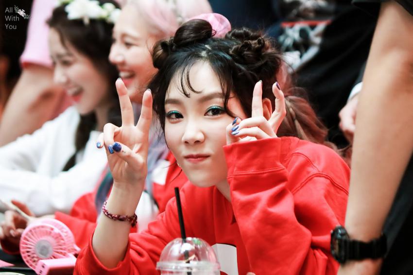 2017 여의도에서 김태연.jpg - 인스티즈(instiz) 이슈 카테고리