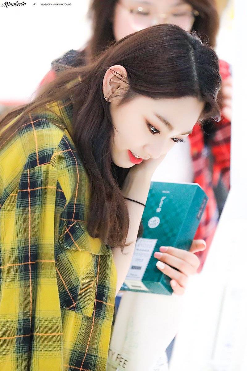 출국하는 구구단 미나.jpg - 인스티즈(instiz) 이슈 카테고리