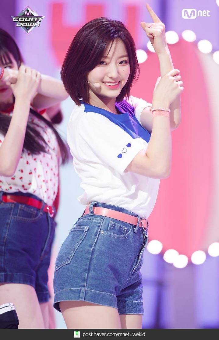 프로미스나인 '두근두근(DKDK)' - 인스티즈(instiz) 이슈 카테고리