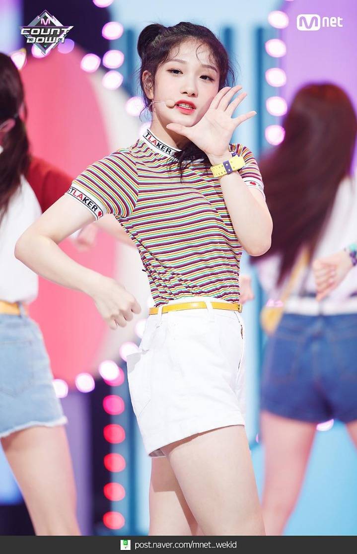 프로미스나인 '두근두근(DKDK)' - 인스티즈(instiz) 이슈 카테고리