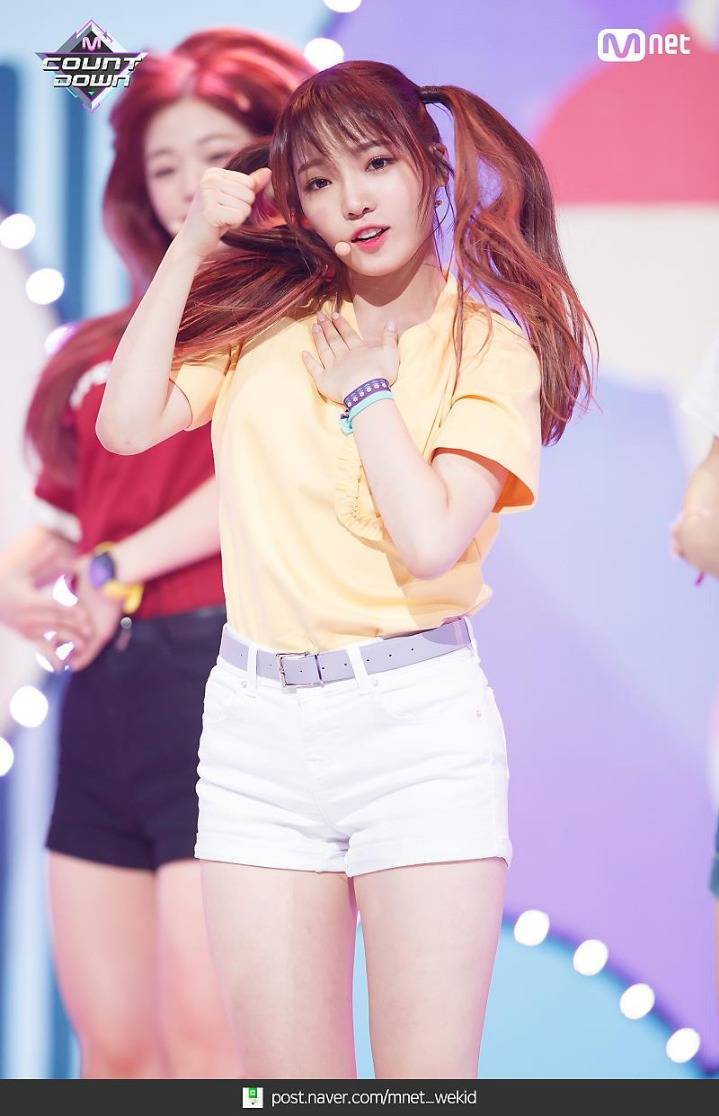 프로미스나인 '두근두근(DKDK)' - 인스티즈(instiz) 이슈 카테고리