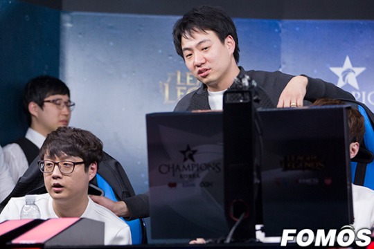 [LOL] kt 이지훈 감독'경험에서 앞선 SKT가 유리','롱주스타일에 맞춰서 스크림해줄 예정' - 인스티즈(instiz) 이슈 카테고리
