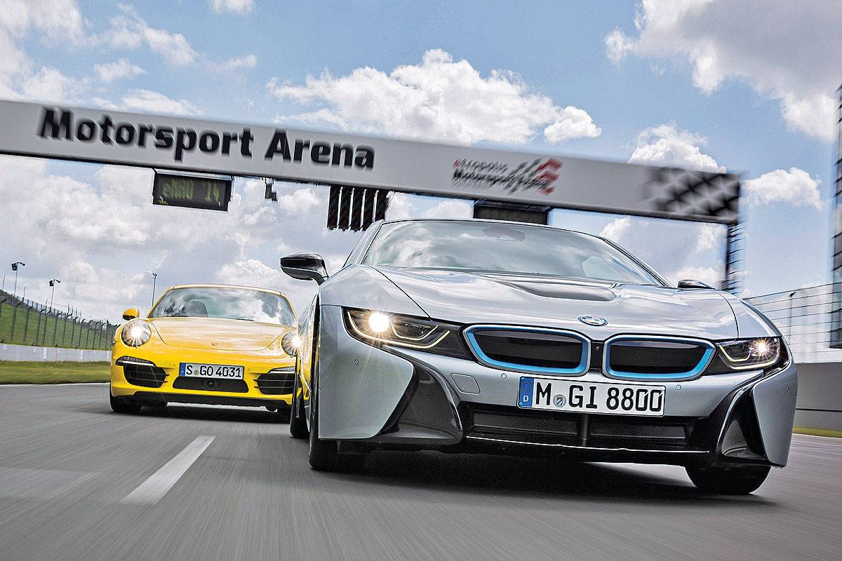 BMW i8 vs 포르쉐 911 카레라 4S - 인스티즈(instiz) 인티포털 카테고리