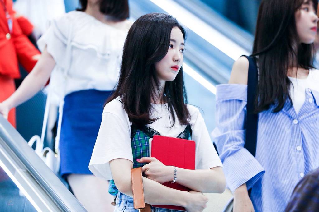 [구구단] 1299번 째 글이라서 신보라 - 인스티즈(instiz) 이슈 카테고리