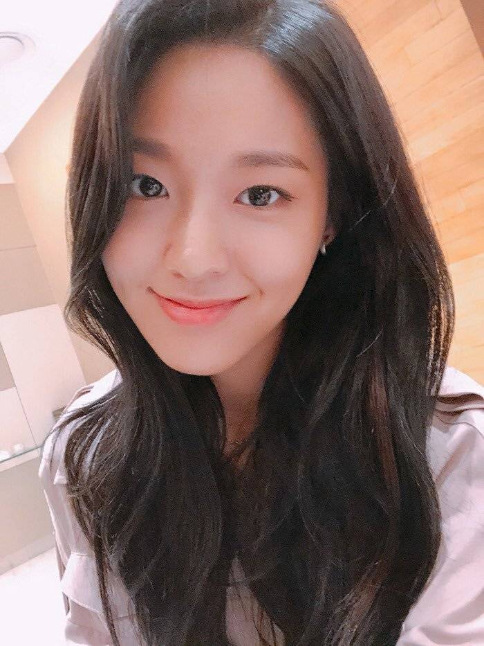 오늘 생일인 설현이.jpgif - 인스티즈(instiz) 이슈 카테고리