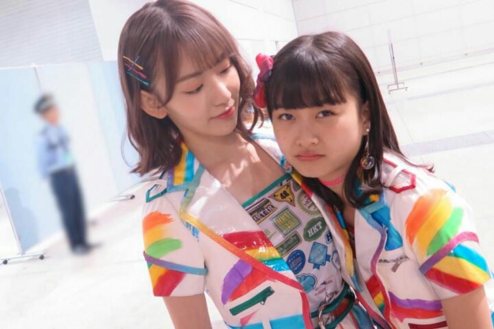 사쿠라 옆에서 표정이 안좋은 HKT48 멤버들 - 인스티즈(instiz) 이슈 카테고리